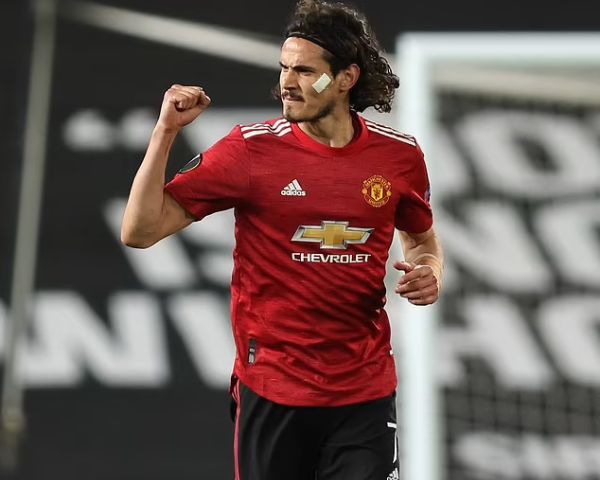 Top 15 Popular Football/Soccer Players with Long Hair